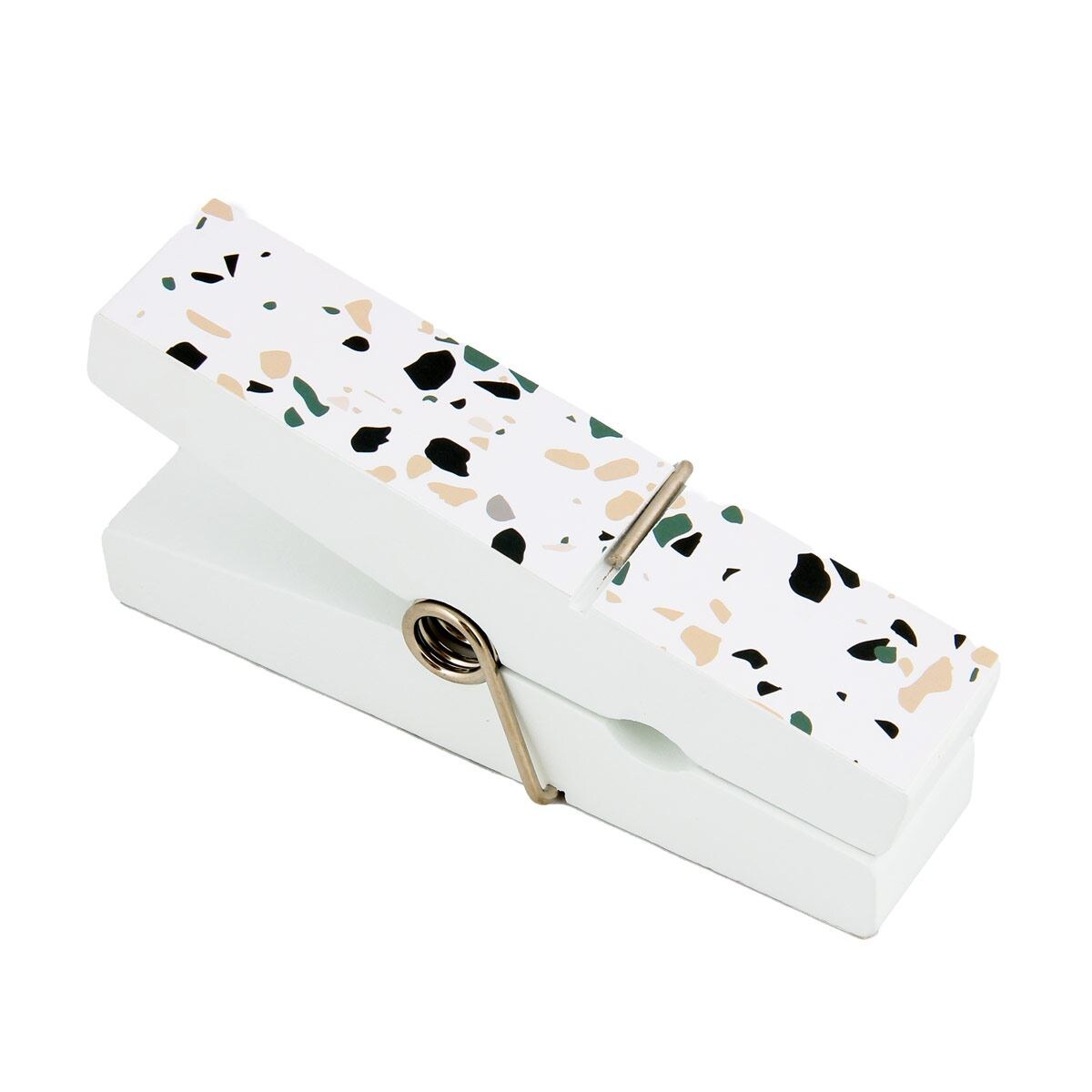 Clip decorativo de madera color blanco