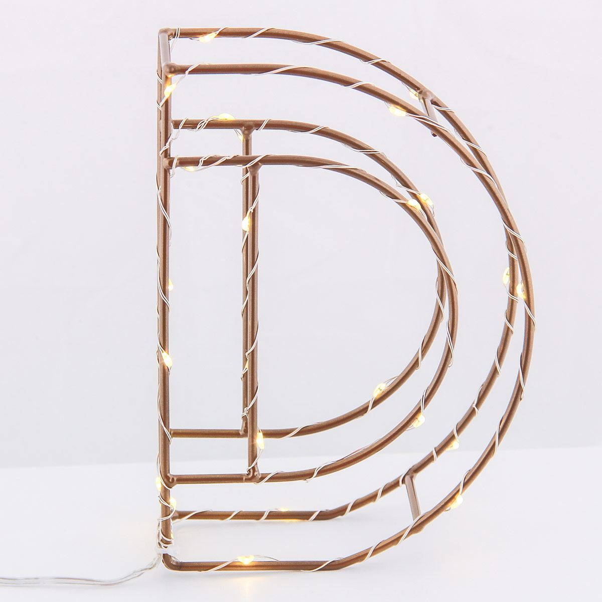 Letra decorativa con luz "D"