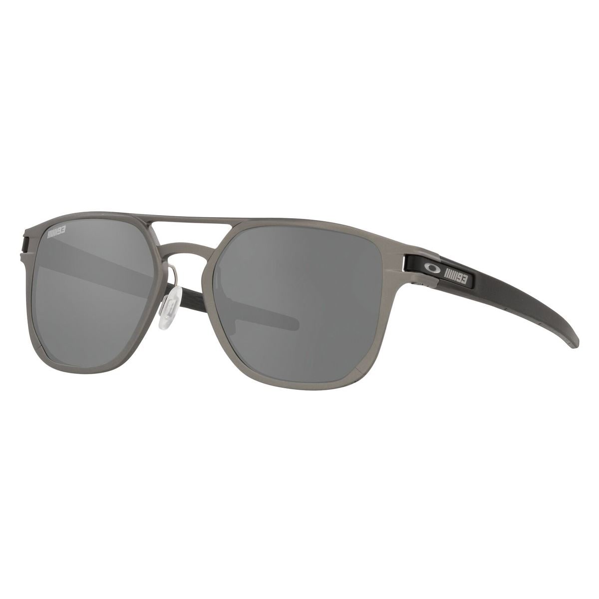 Lentes solares Oakley Latch Alpha Prizm Espejeado Gris en Metal Negro