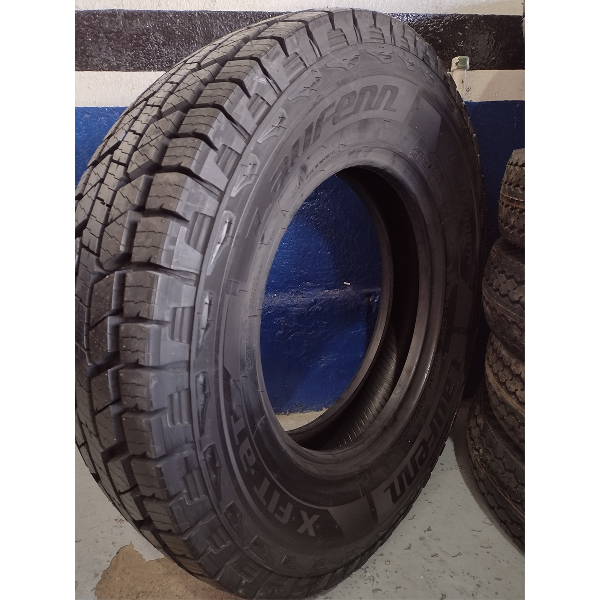 LLANTA 235/80R17 LAUFENN LC01 LT10C HANKOOK 120/117R.