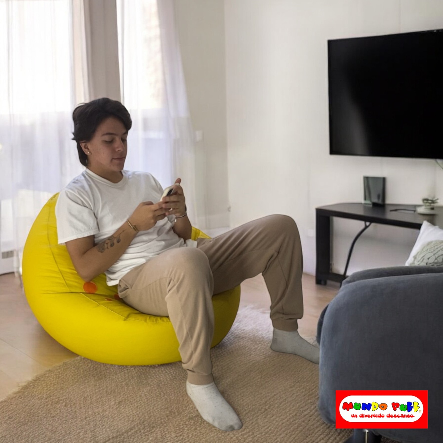 Sillón Puff Mundo Puff Yellowtongue Monster.