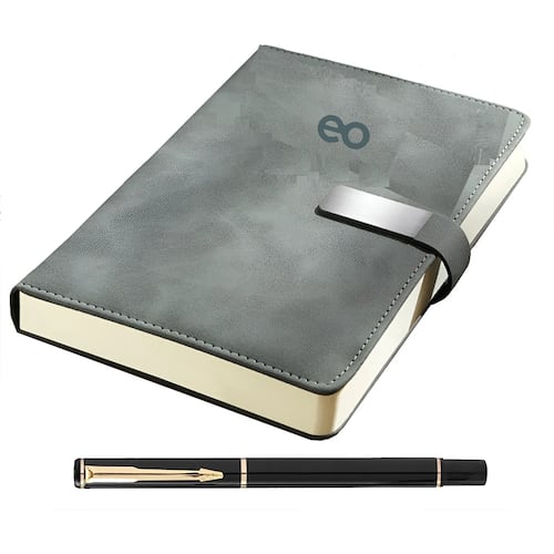 Cuaderno Libreta A5 Notebook Regalo 360 Páginas Pluma Negro Color Gris